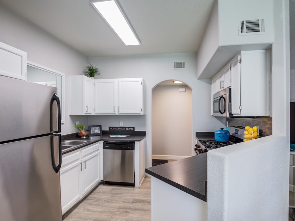 Collage Apartment Homes l 2 Bed Apartments for Rent in Las Vegas