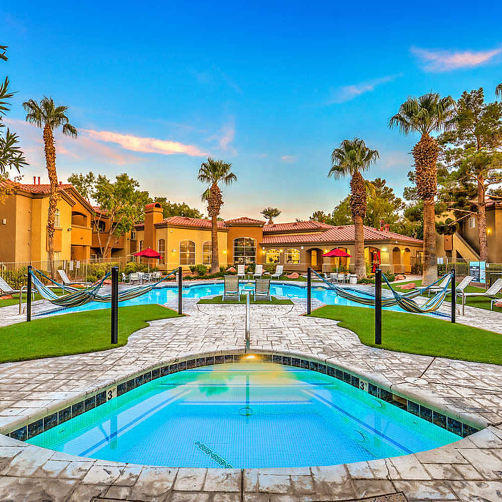 Collage Apartment Homes l 2 Bed Apartments for Rent in Las Vegas