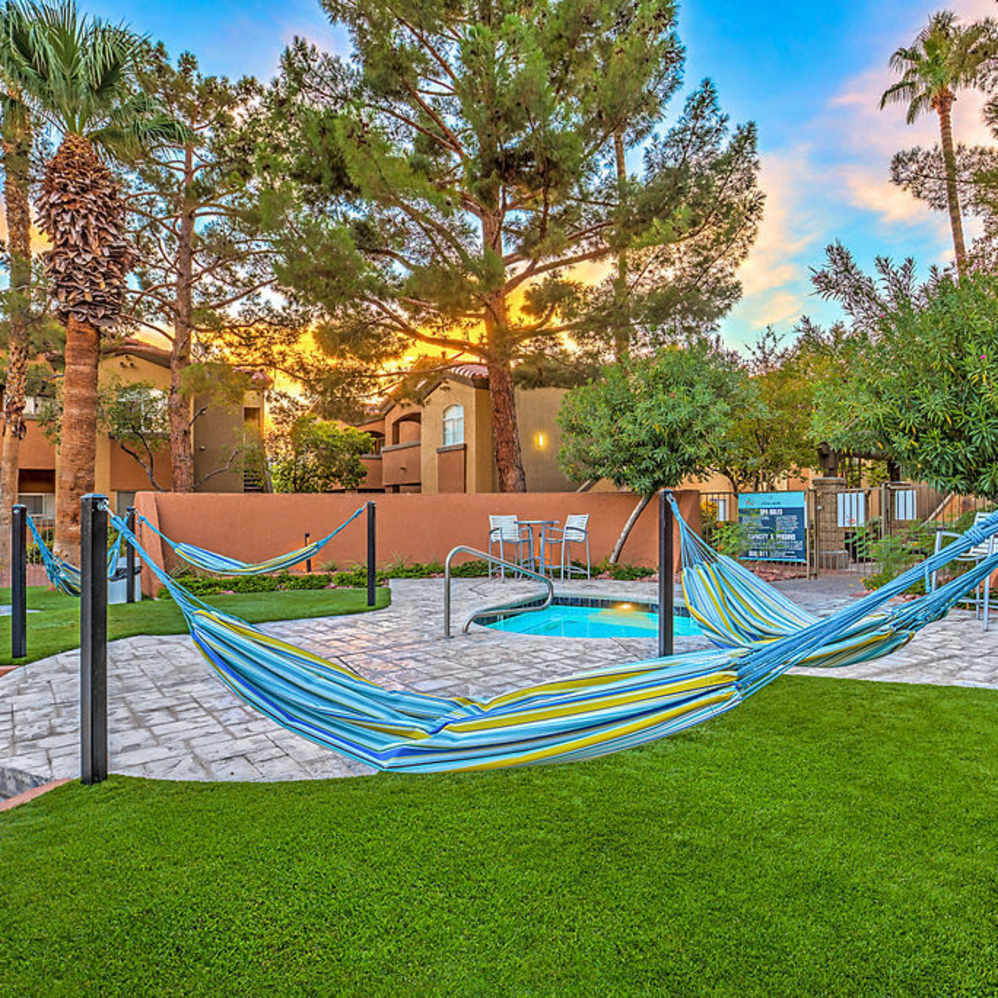 Collage Apartment Homes l 2 Bed Apartments for Rent in Las Vegas